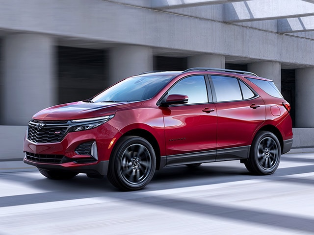 2022 Chevy Equinox Reviews, Pricing & Specs | Kelley Blue Book