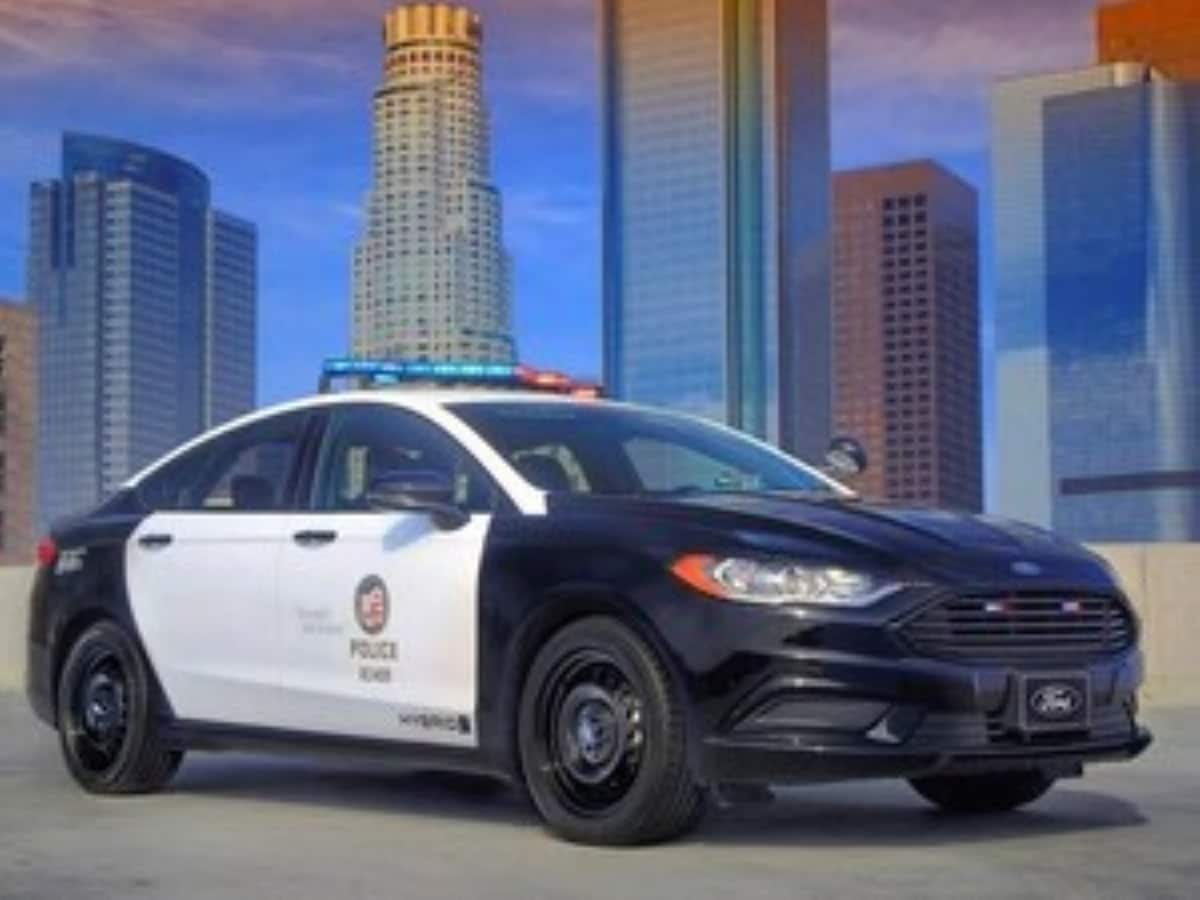 Ford Police Hybrid: First “pursuit-rated” status - Kelley Blue Book