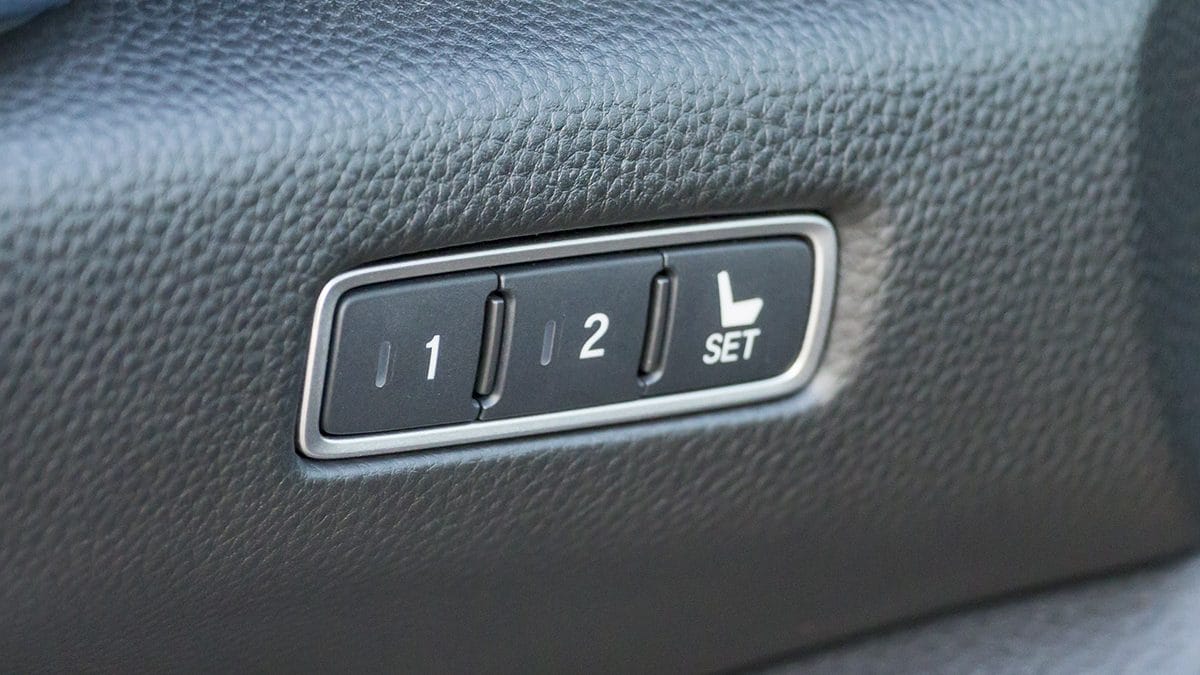 What Are Memory Seats? - Kelley Blue Book