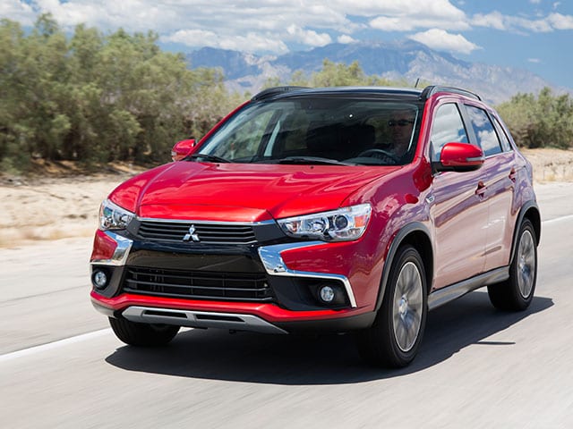 Compact SUV Comparison: 2016 Mitsubishi Outlander Sport - Kelley Blue Book