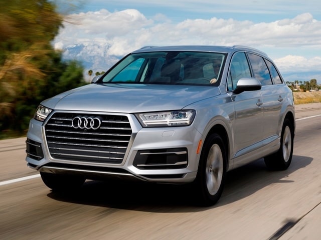 Midsize Luxury SUV Comparison: 2017 Audi Q7 - Kelley Blue Book