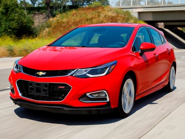 Compact Hatchback Comparison: 2017 Chevrolet Cruze Hatchback - Kelley ...