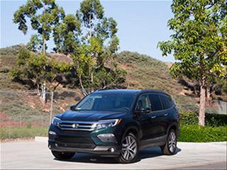 Kelley Blue Book Best Buys of 2016: Midsize SUV - Kelley Blue Book