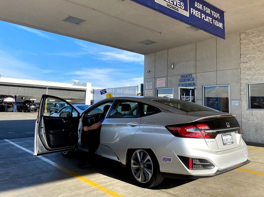 2019 Honda Clarity PHEV Ownership Review - Kelley Blue Book