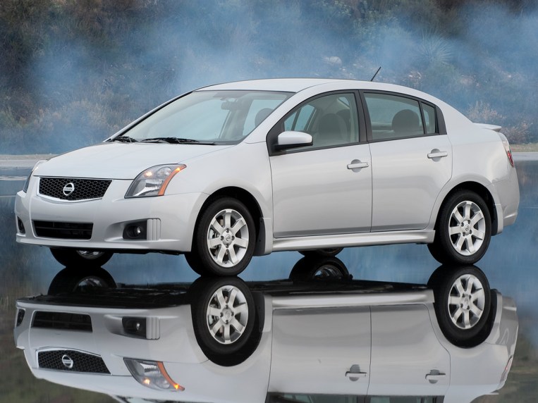 10 Best Used Cars Under $5,000 - Kelley Blue Book - Tendig