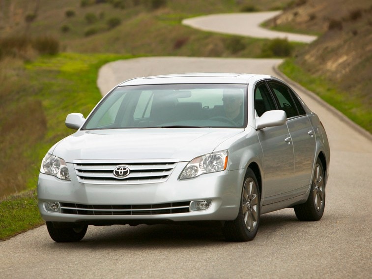 10 Best Used Cars Under $8,000 - Kelley Blue Book