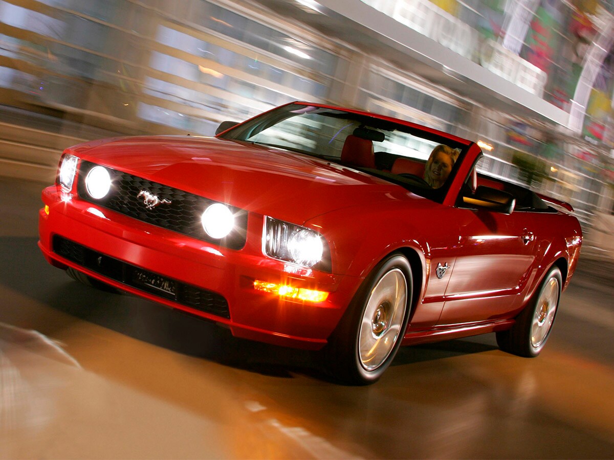 10 Best Used Convertibles Under $10,000 - Kelley Blue Book
