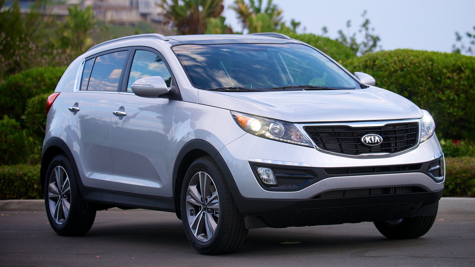 10 Best Used Compact SUVs Under $15,000 - Kelley Blue Book