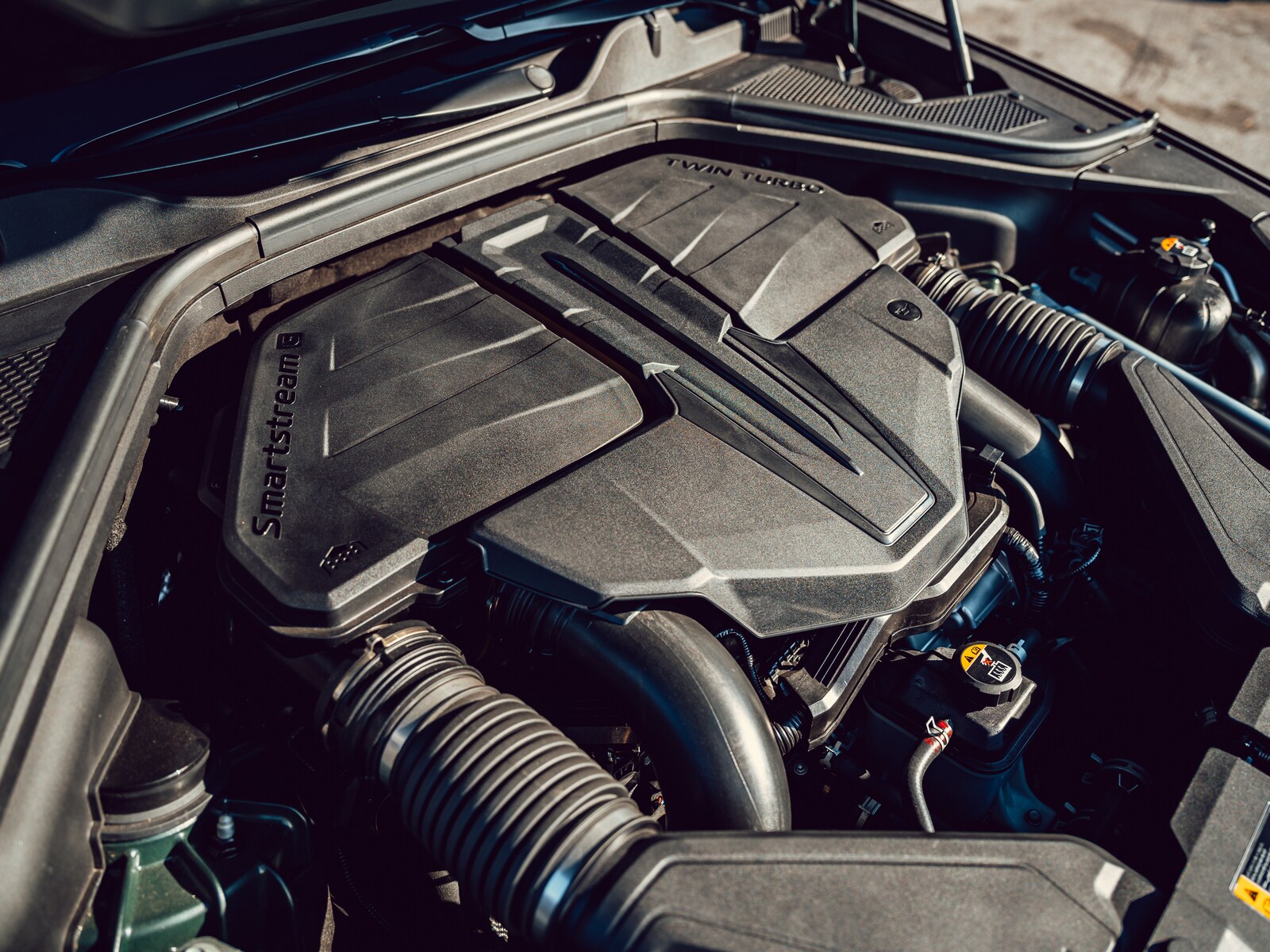 What Do You Get on a Fully Loaded 2021 Genesis GV80? - Kelley Blue Book