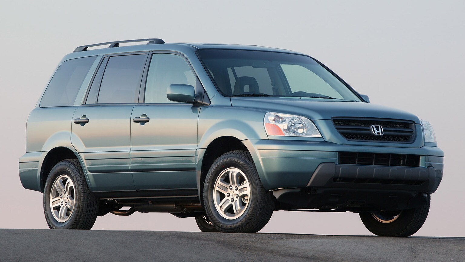 10 Best Used SUVs Under $5,000 - Kelley Blue Book