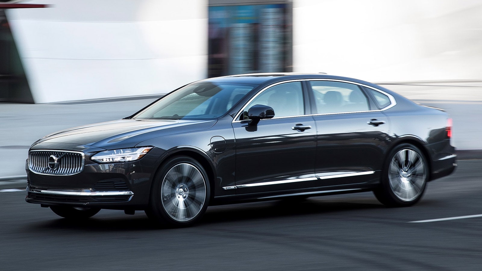 2021 Genesis G80 vs. 2021 Volvo S90 Comparison – Connected Car Trends