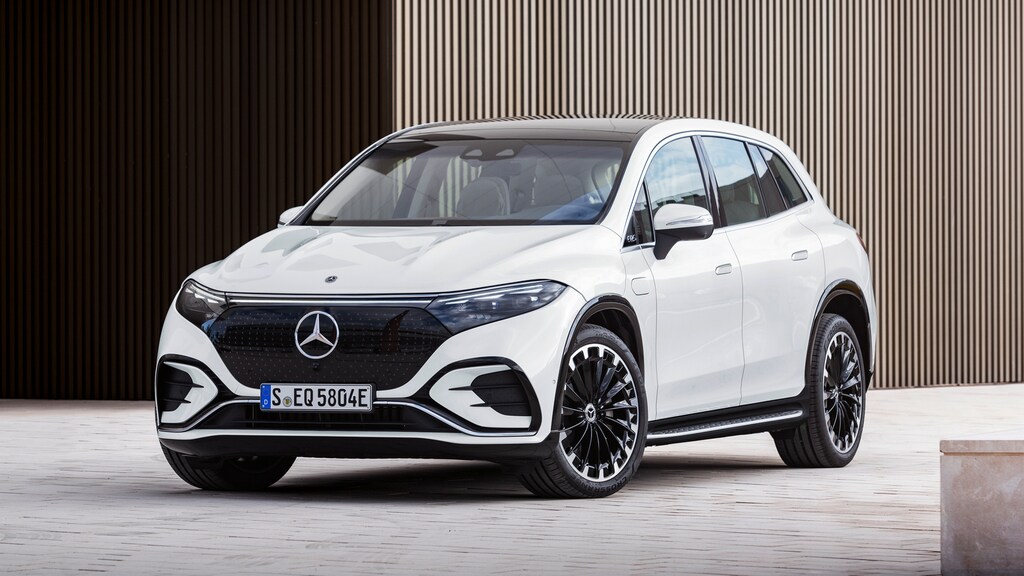 Mercedes-Benz EQS Electric SUV to Start at $104,400 - Kelley Blue Book