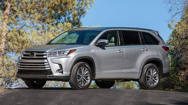 10 Best Used Midsize SUVs Under $25,000 - Kelley Blue Book