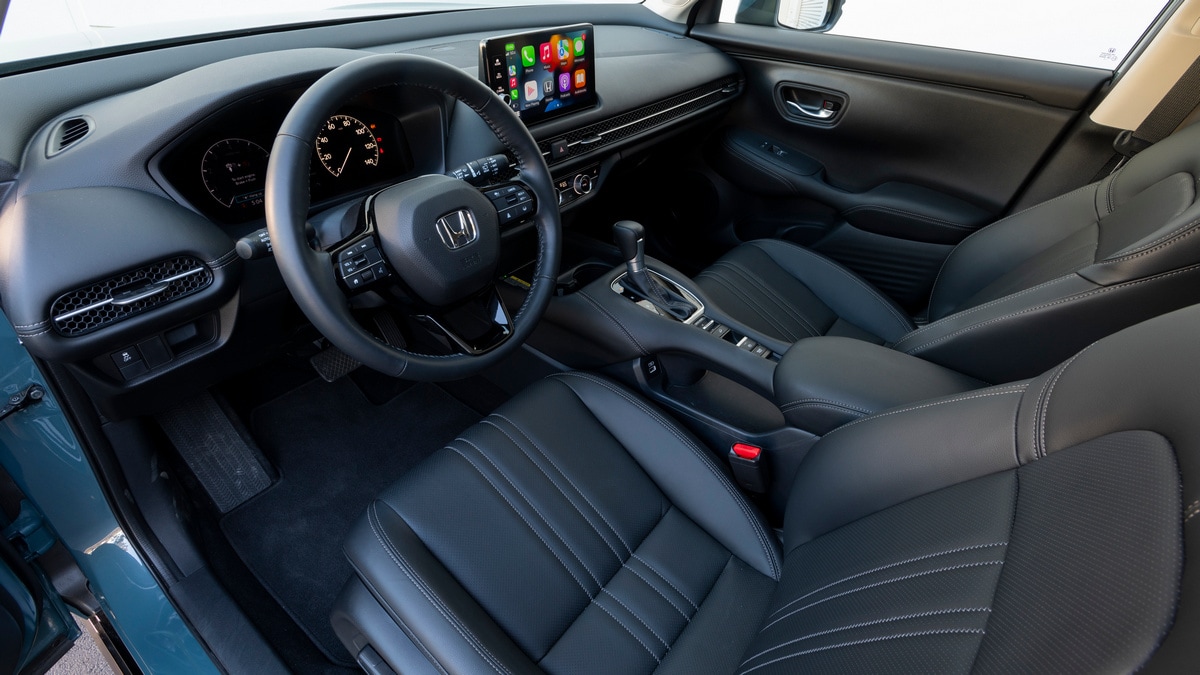 Let's Take a Look Inside the 2024 Honda HR-V - Kelley Blue Book