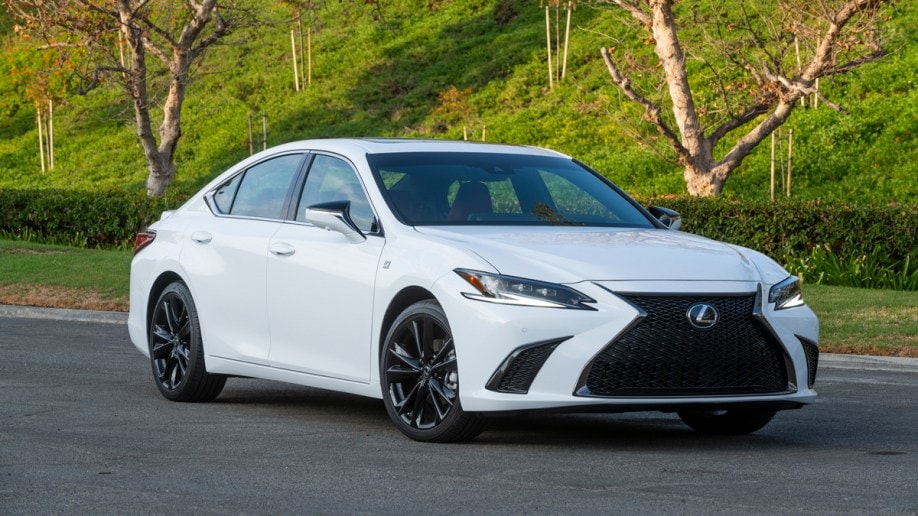 10 Longest-Range Hybrids of 2023 - Kelley Blue Book