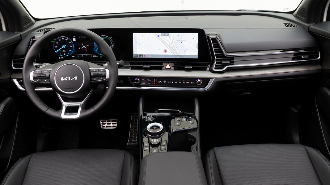 Car Infotainment Systems: A List of the Best Ones - Kelley Blue Book