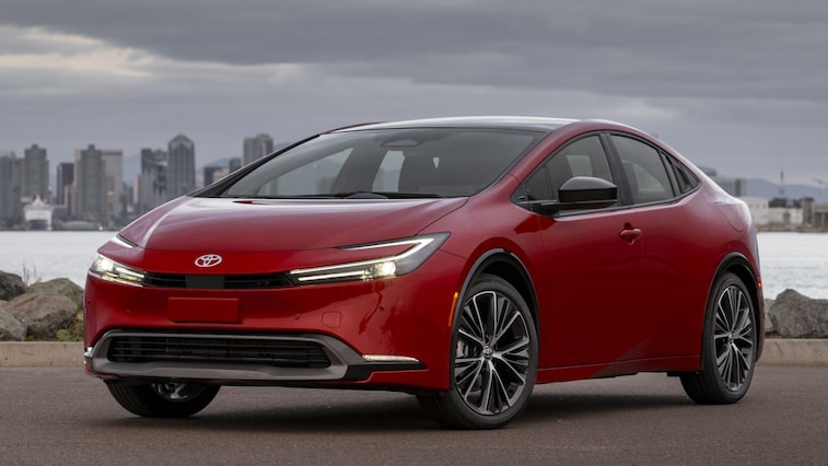2023 Toyota Prius Price, Reviews, Pictures & More | Kelley Blue Book