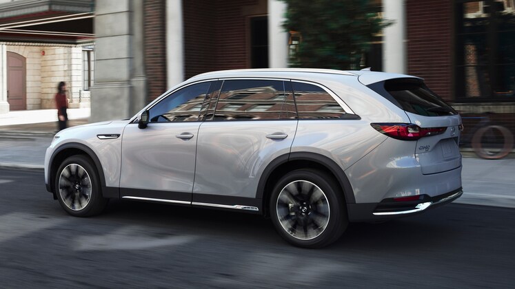 Mazda CX-90 Includes Mazda’s First Plug-in Hybrid Option - Kelley Blue Book