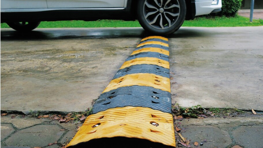 Car Suspension: 10 Signs Something is Off - Kelley Blue Book