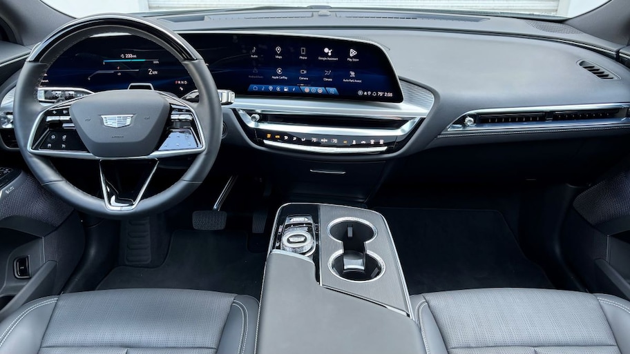 2024 Cadillac LYRIQ Price, Cost-to-Own, Reviews & More | Kelley Blue Book