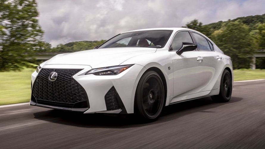 2024 Acura Integra vs. 2024 Lexus IS Comparison - Kelley Blue Book