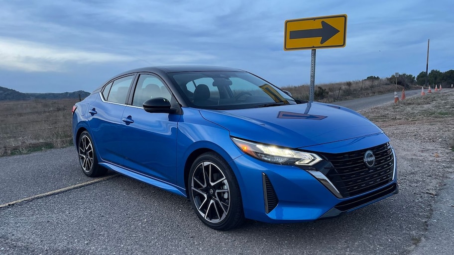 2024 Toyota Corolla vs. 2024 Nissan Sentra Comparison - Kelley Blue Book
