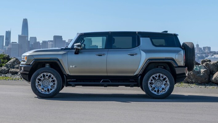 Let's Take a Look Inside the 2024 GMC Hummer EV SUV - Kelley Blue Book