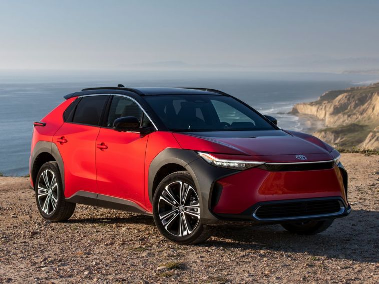 10 Best Electric Car Deals in March 2025 - Kelley Blue Book