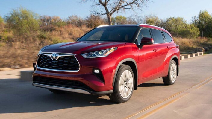 2024 Mazda CX-90 PHEV vs. 2024 Toyota Highlander Hybrid Comparison ...