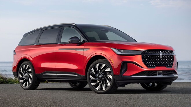 Top 5 SUVs, Cars, and Trucks With the Most Second-Row Legroom - Kelley ...