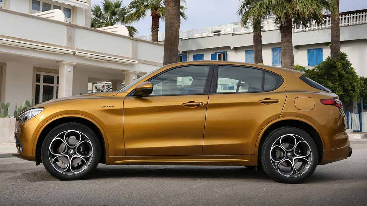 CPO Spotlight: 2021 Alfa Romeo Stelvio - Kelley Blue Book