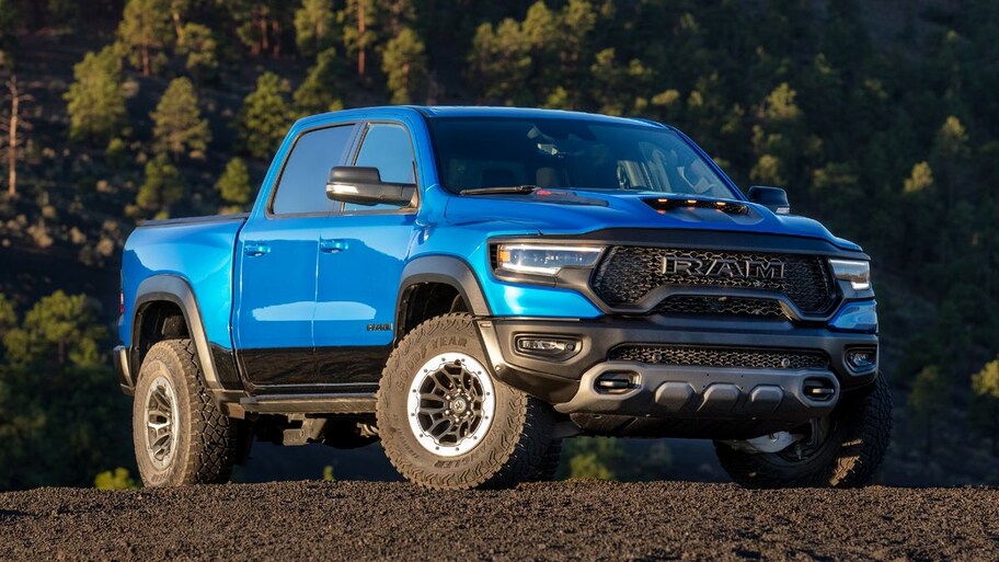 2024 Ford F-150 Raptor vs. 2024 Ram 1500 TRX Comparison - Kelley Blue Book
