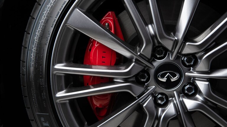 Run-Flat Tires: Pros and Cons - Kelley Blue Book