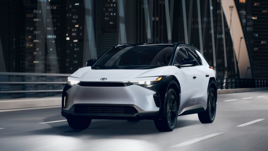 Cheapest Electric Cars of 2025 - Kelley Blue Book